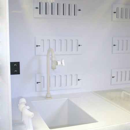 Wet Benches – Process & Cleaning Stations - Apex Industries